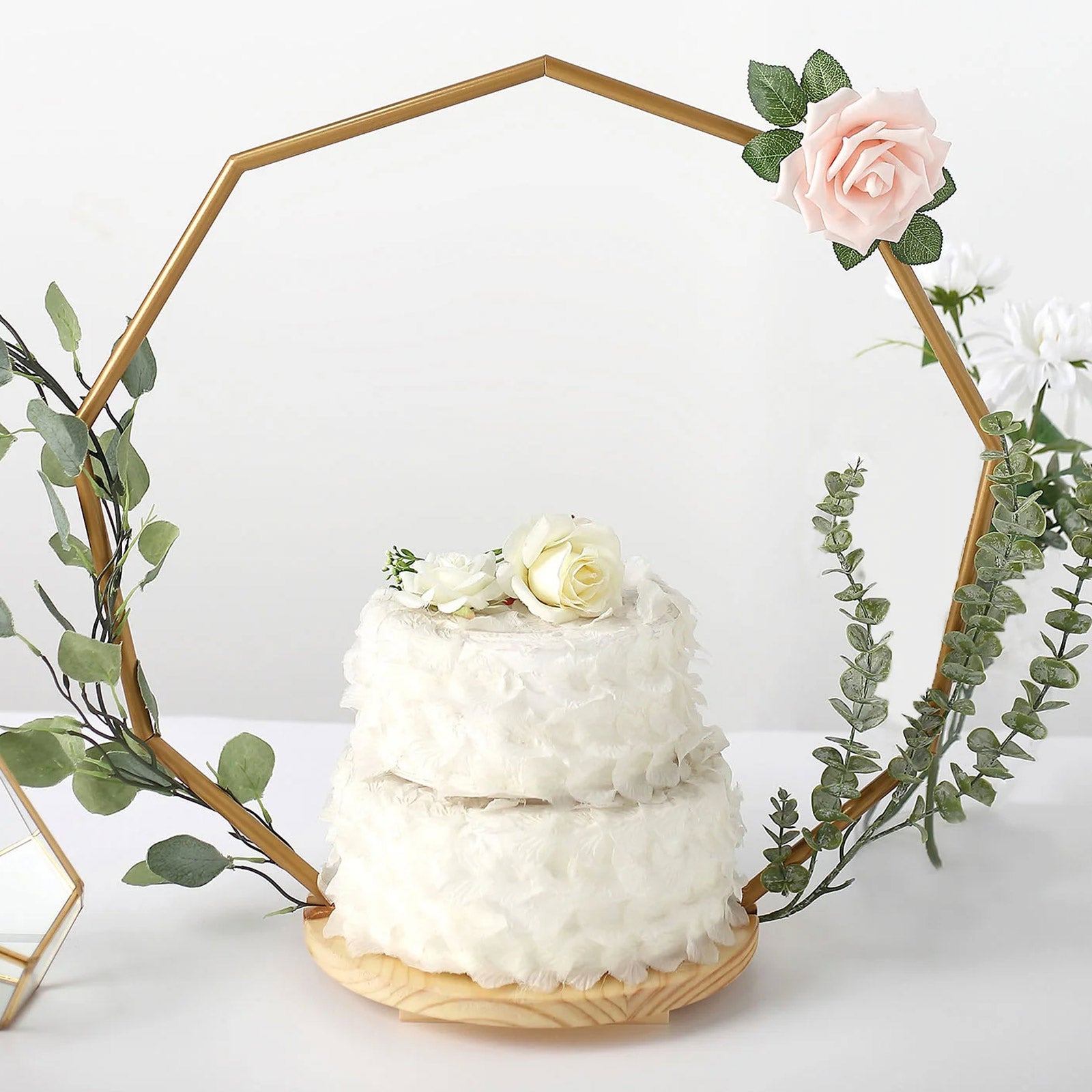 12-pk 22in Gold Nonagon Hoop Cake Stand | TCFLinen